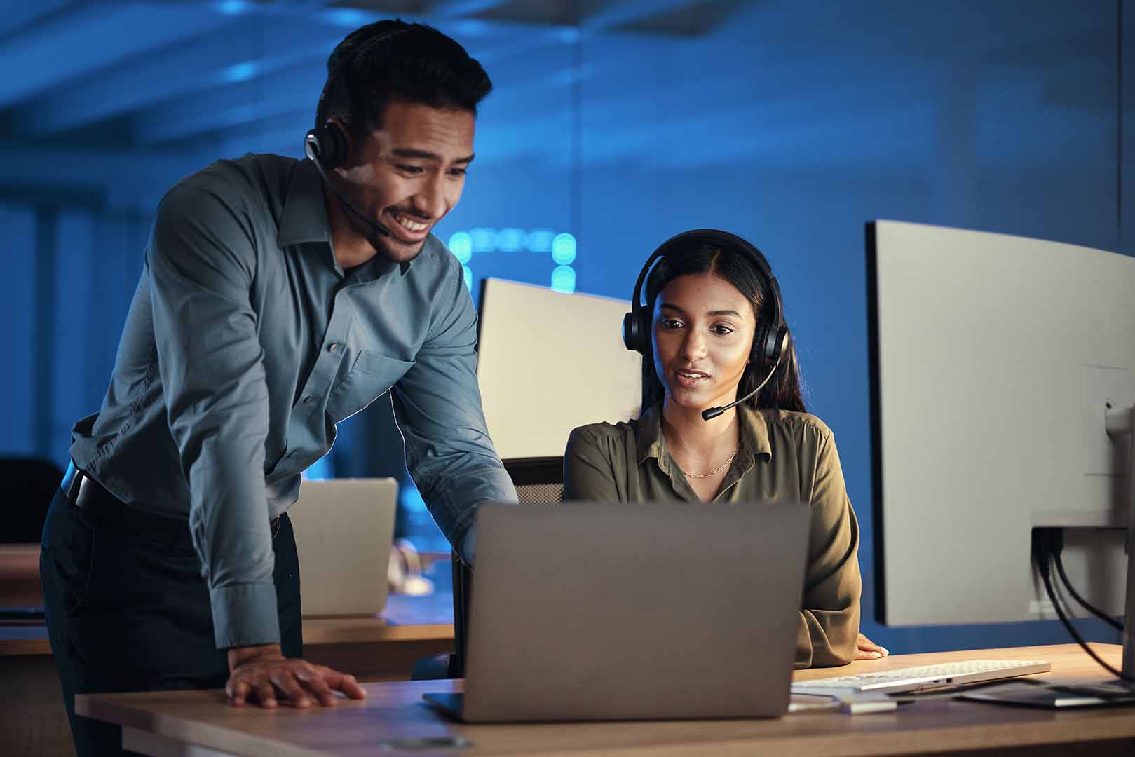 Help Desk Support vs. Tech Support: What's the Difference? | Sissine's